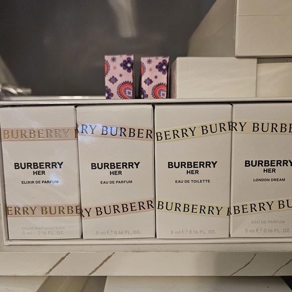Burberry | Other | Burberry Her Fragrance Collection In White And Gold ...